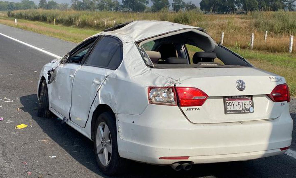 Muere Mujer Tras Volcadura En La Autopista Del Occidente Quadratín