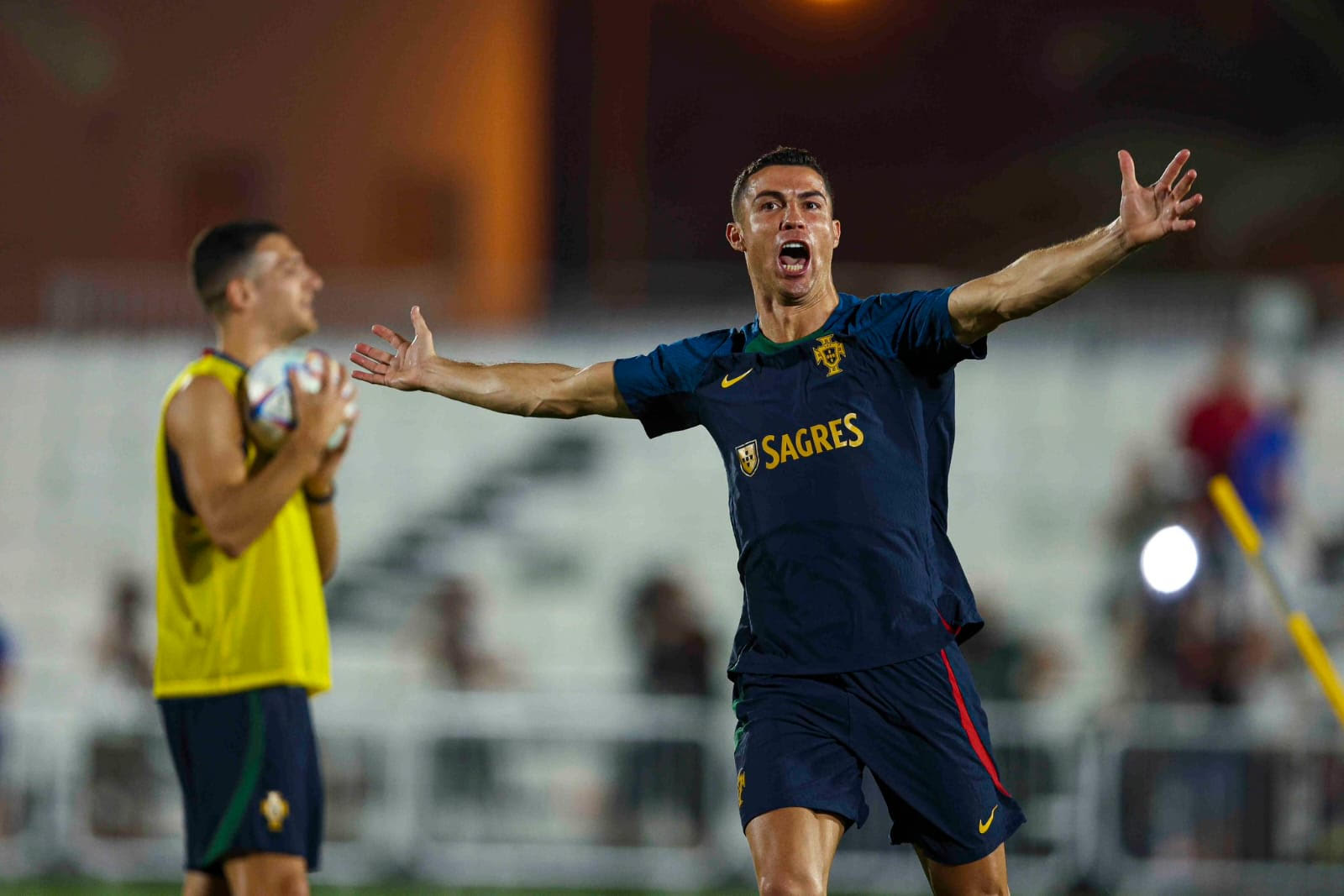 Tendría Cr7 Acuerdo Con El Al Nassr De Arabia Saudita