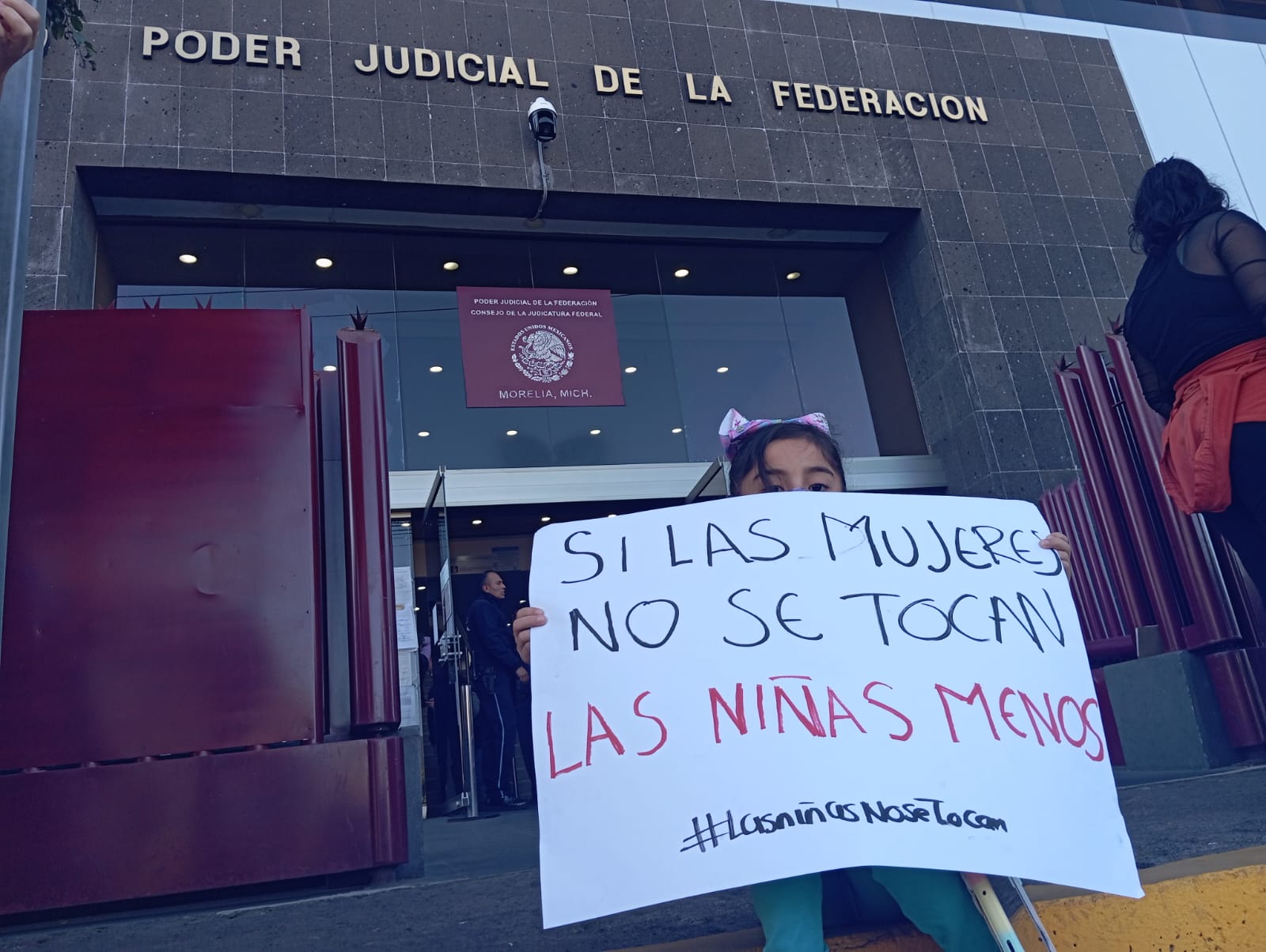 Exigen Orden De Aprehensión Contra Beto N Acusado De Violar A Su Nieta