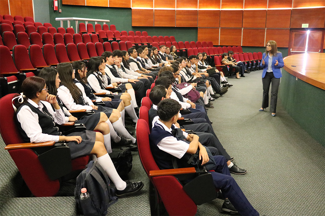 Conocen 650 estudiantes la labor del Poder Judicial - Quadratín Michoacán Conocen 650 estudiantes la labor del Poder Judicial - Quadratín Michoacán